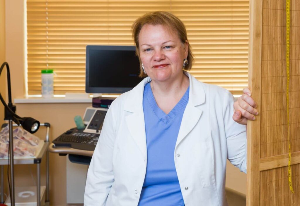 Pagalbinio apvaisinimo ekspertės atgaivina viltį pastoti moterims ...